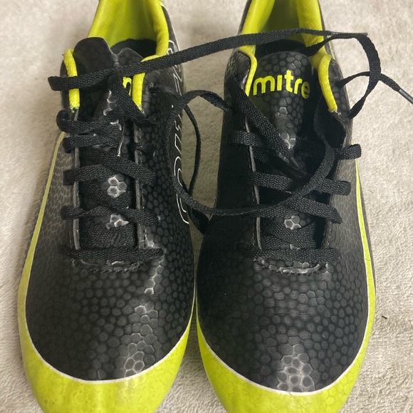Mitre | Shoes | Mitre Mirage Neon Greenblack Soccer Cleats 65 | Poshmark